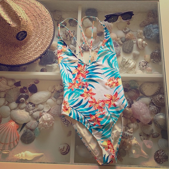 Rip Curl | Swim | Rip Curl Pc Swimsuit Tropicana Style | Poshmark